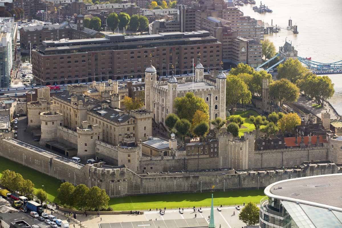 How to Get Tower of London Tickets (and Skip the Lines) - The Crowded ...