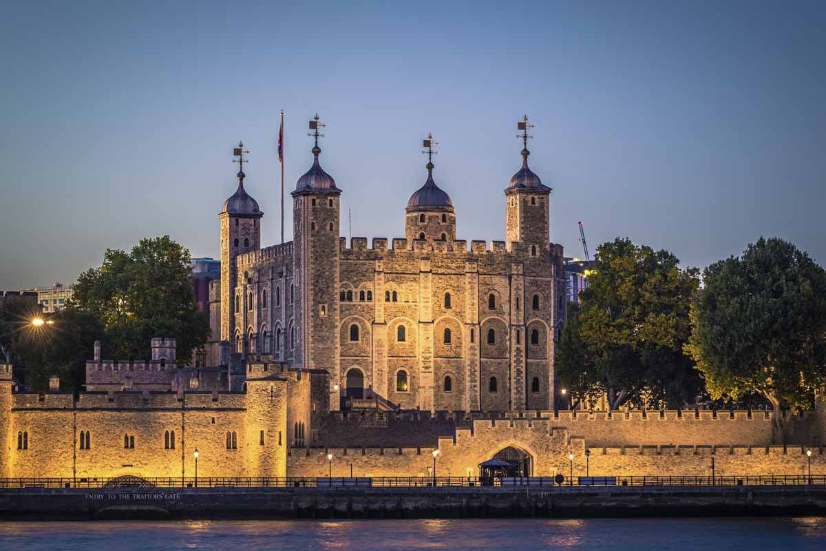 How to Get Tower of London Tickets (and Skip the Lines) - The Crowded ...